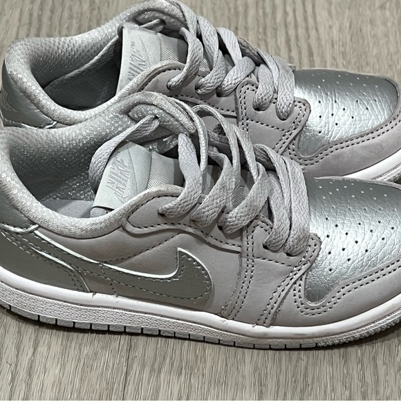 Nike | Shoes | Nike Kids Metallic Silver Sneakers | Poshmark